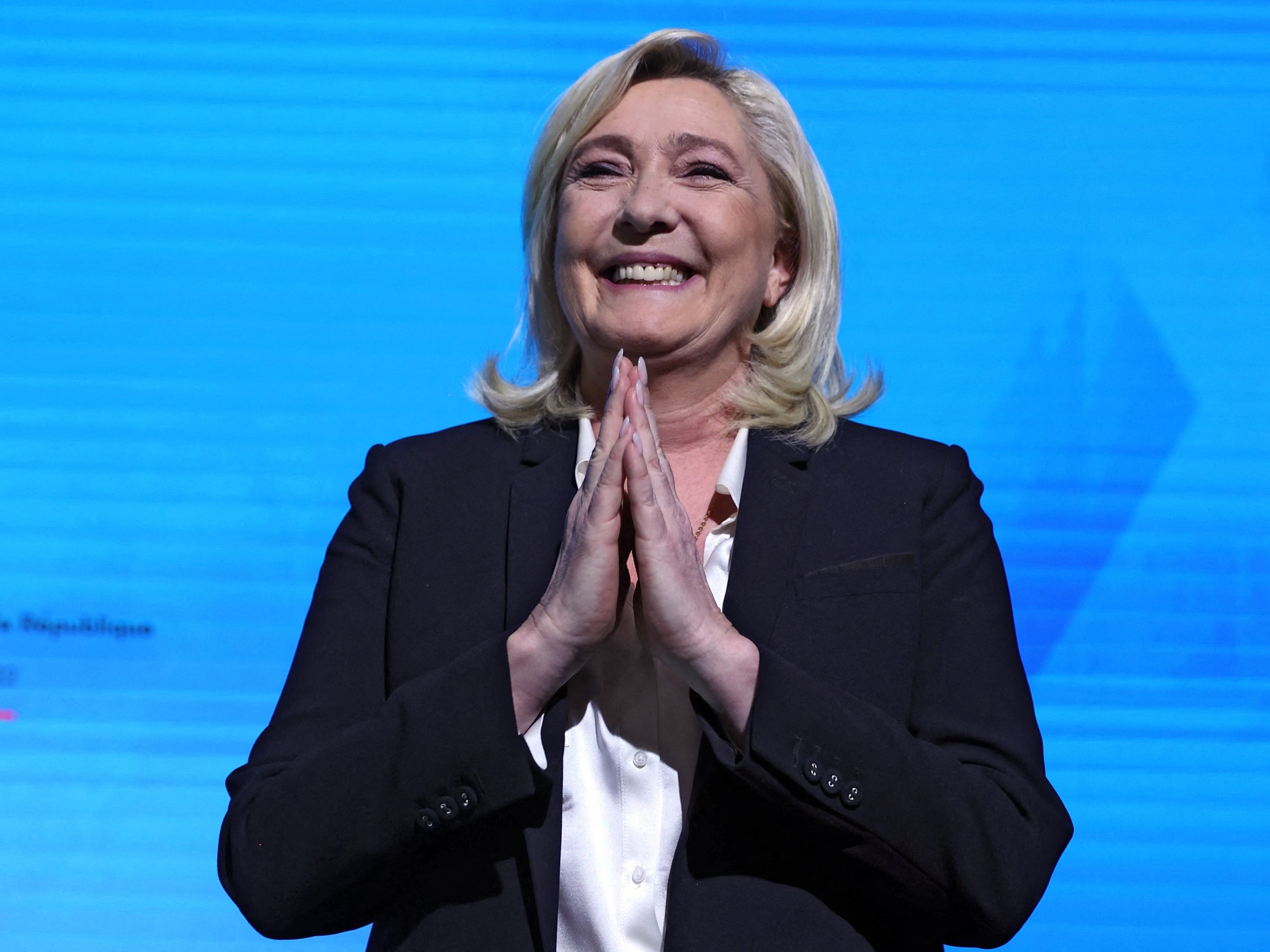 Marine Le Pen parabeniza Meloni e Salvini: “Patriotas no poder”