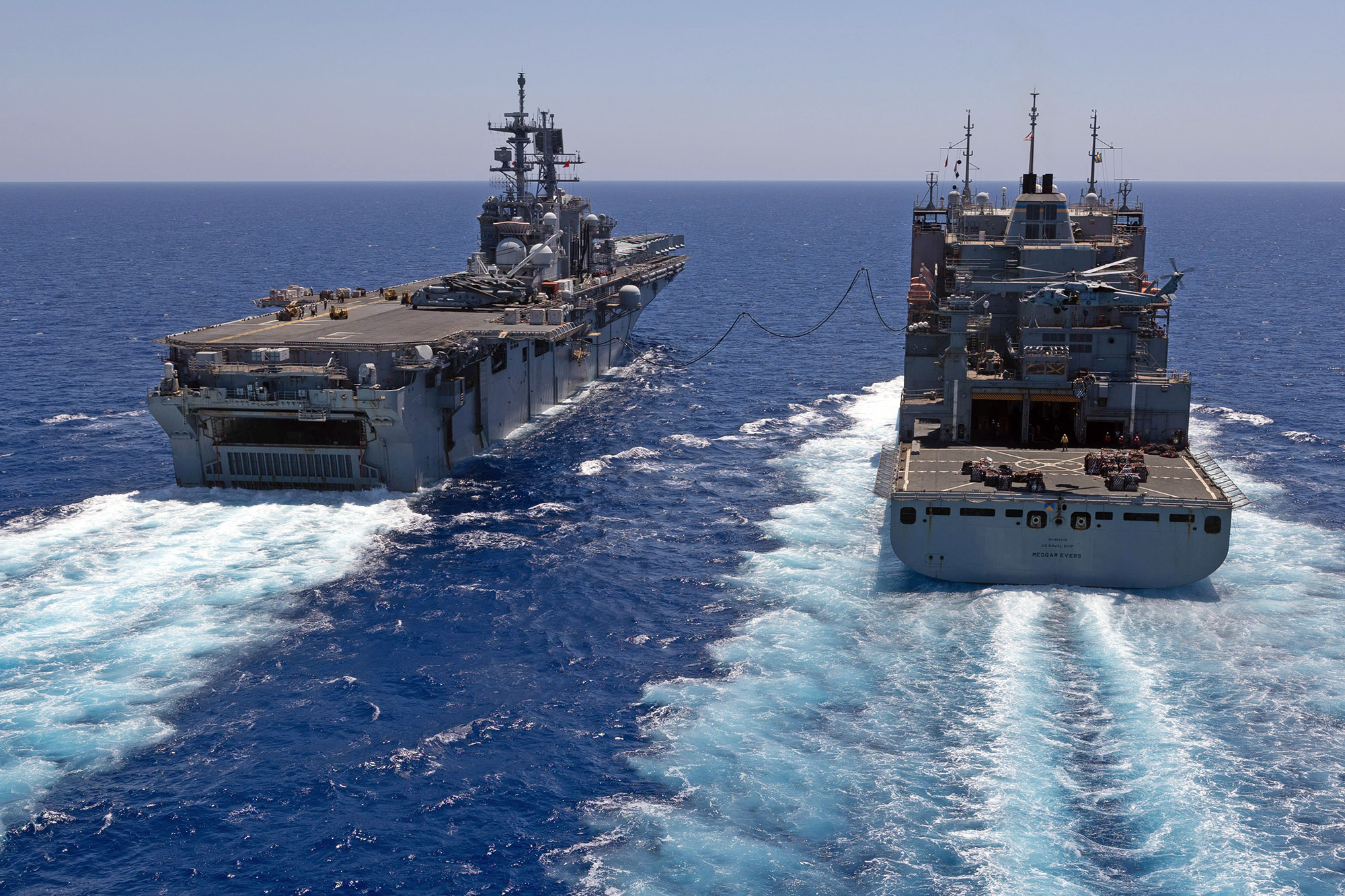 União Europeia estuda enviar navios militares ao Mar Vermelho