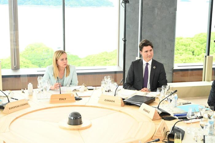 Meloni se reúne com premiê do Canadá em Toronto